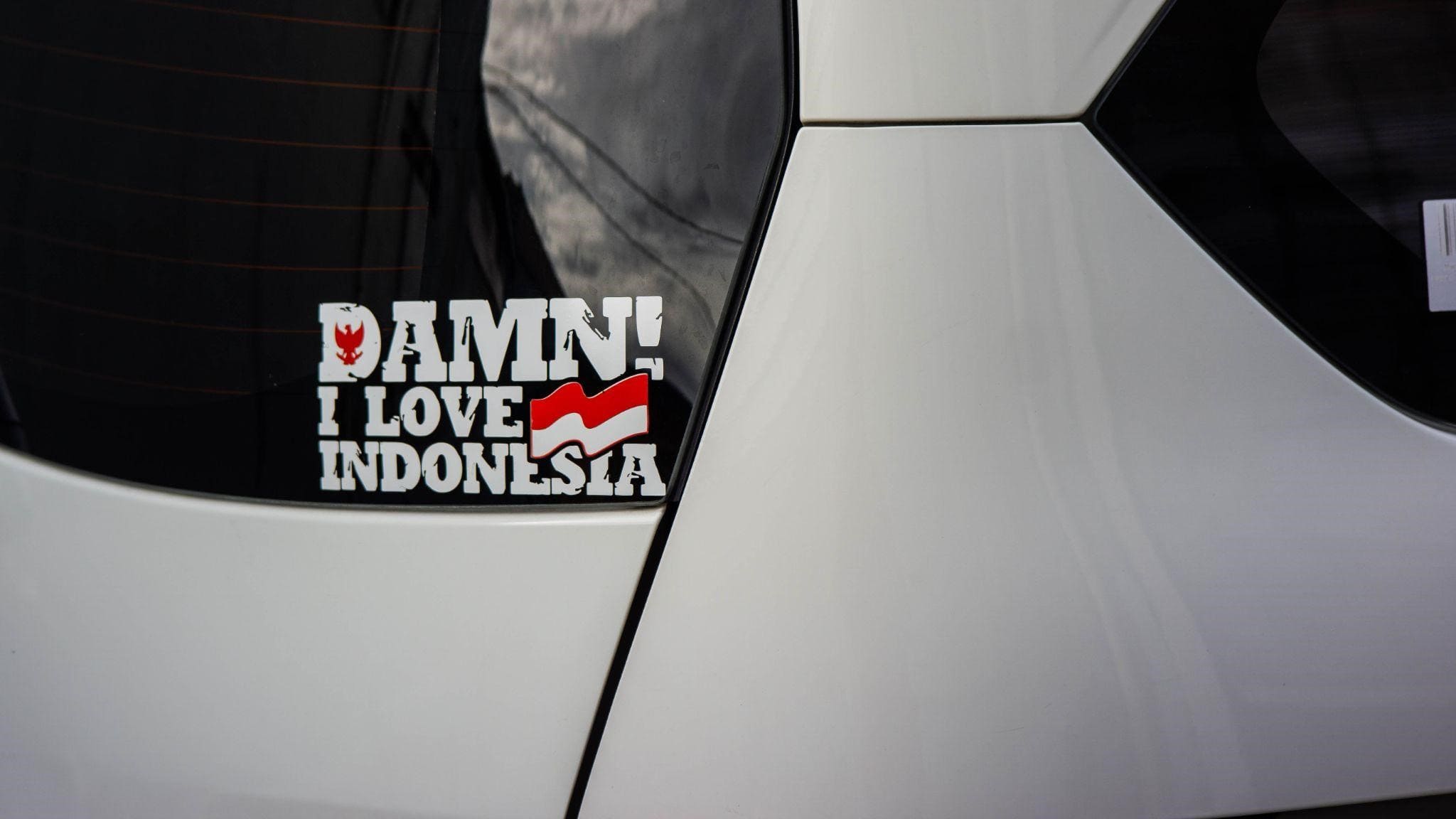 Ternyata 5 Merek Pakaian Jalanan Indonesia Ini Telah Mendunia - BCA ... Ternyata 5 Merek Pakaian Jalanan Indonesia Ini Telah Mendunia - BCA ...